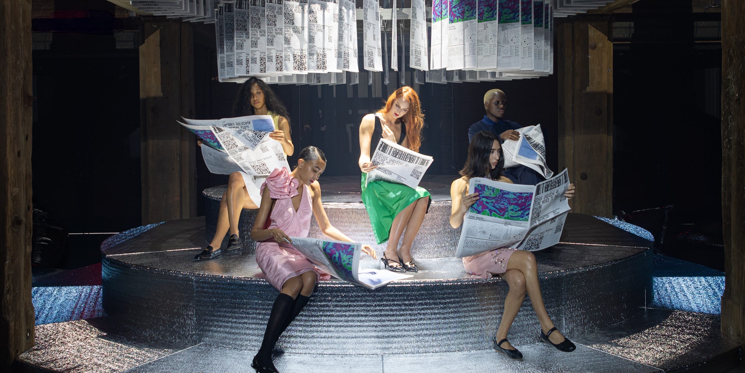 Multi-disciplinary Artist Goshka Macuga's Immersive Collaborations Wit – Kiitn