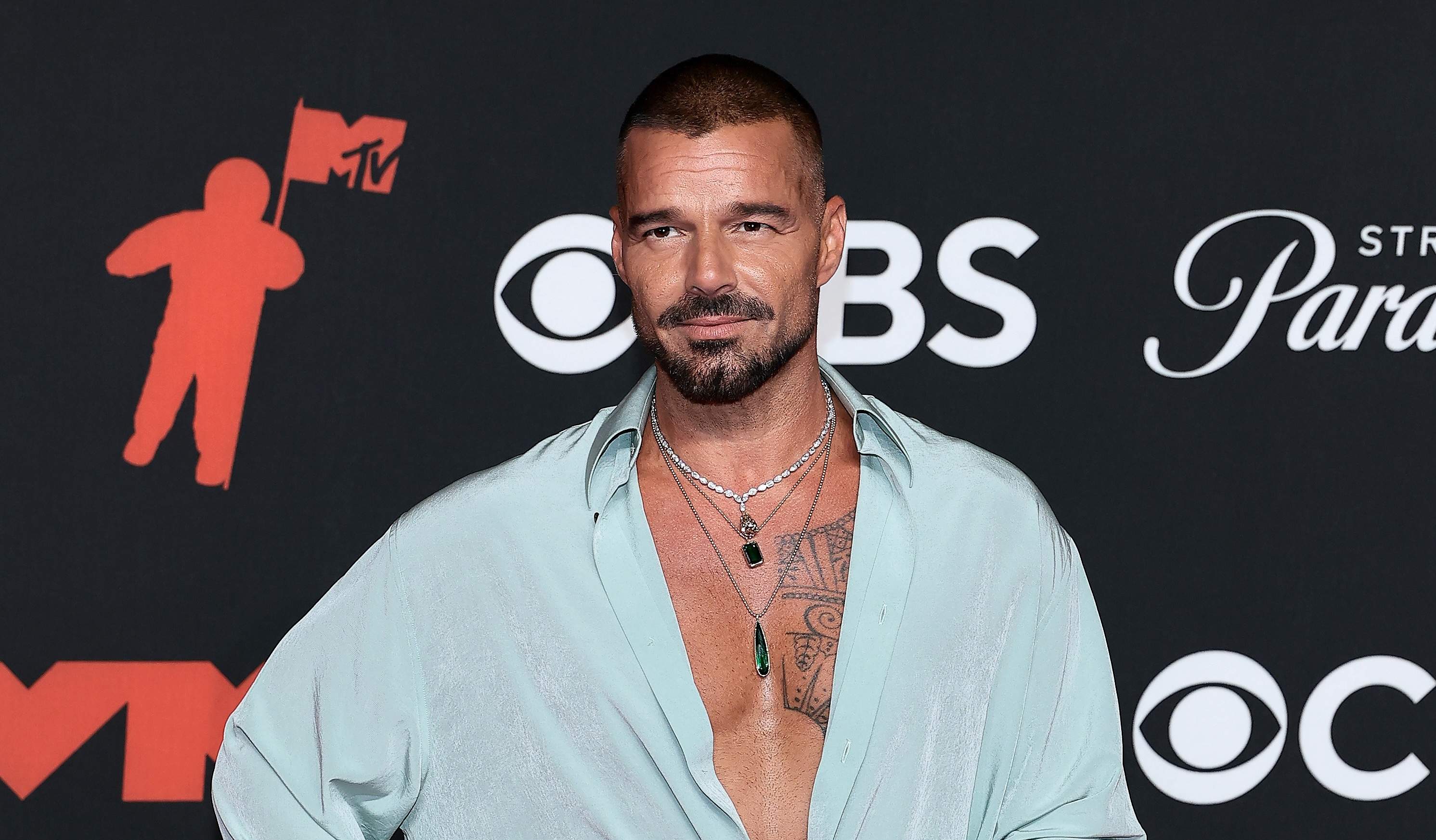 Ricky Martin's Latest Selfie Shows Off His Physique – Kiitn