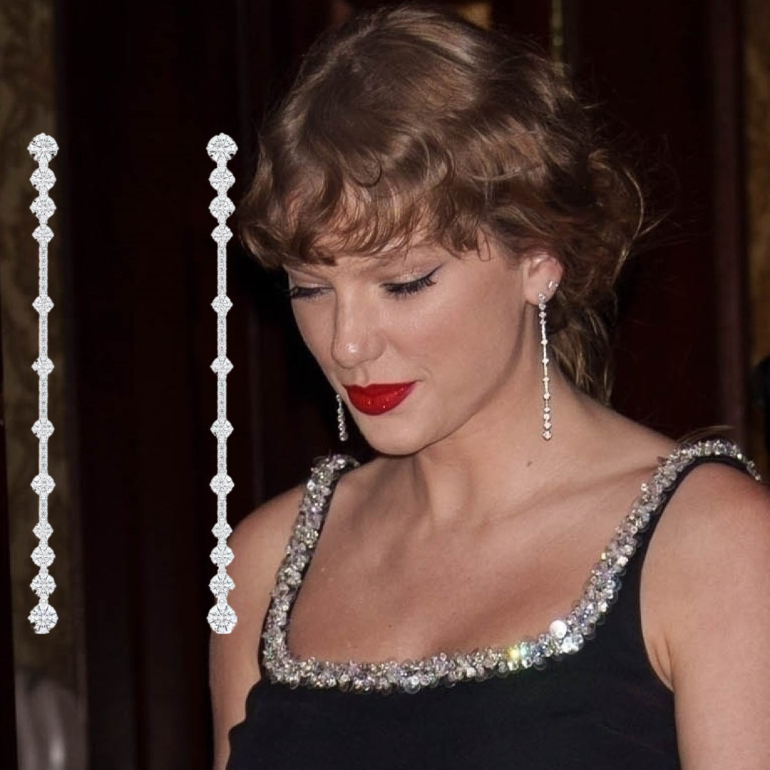 Taylor Swift's Diamond-Encrusted Style Secrets Revealed In Glamorous O ...